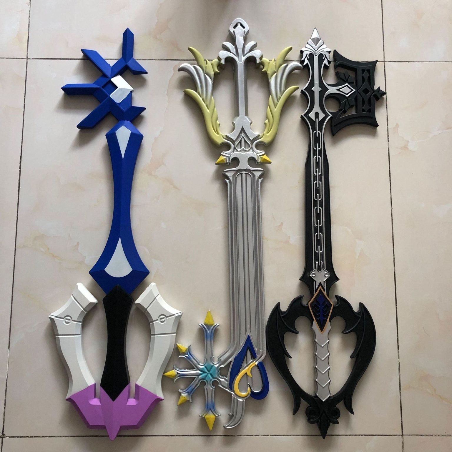 4 Styles Kingdom Hearts Sora Heartless Giant Key Shadow Cosplay Sword ...